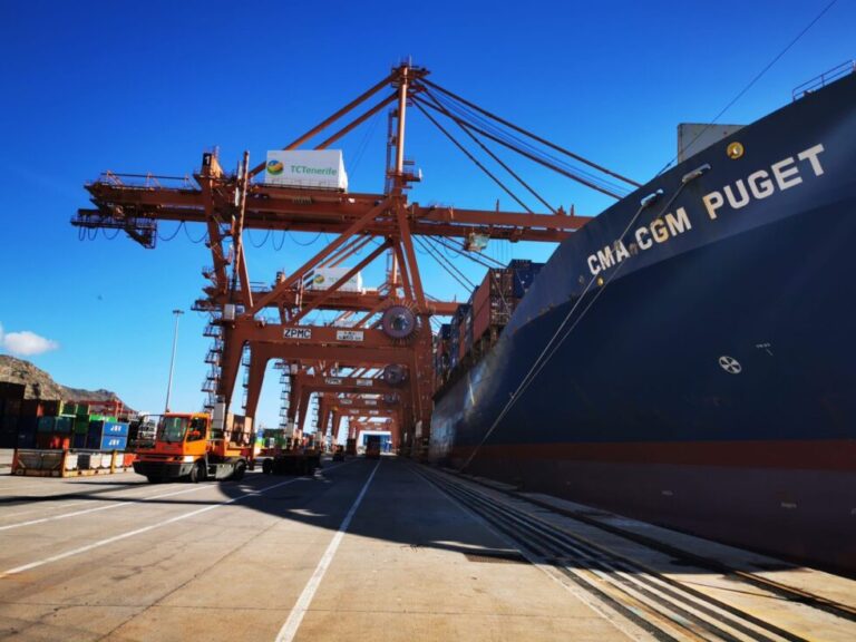La Terminal de Contenedores de Tenerife consolida los trasbordos de CMA ...